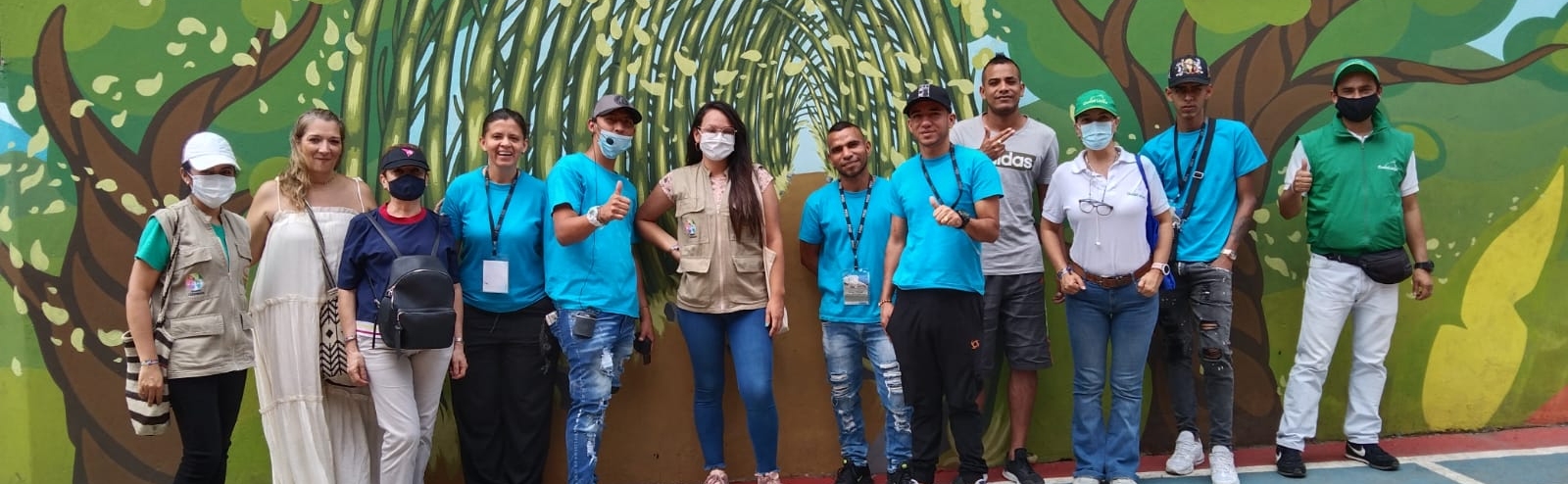 El turismo comunitario reconstruye los lazos divididos en Siloé ...