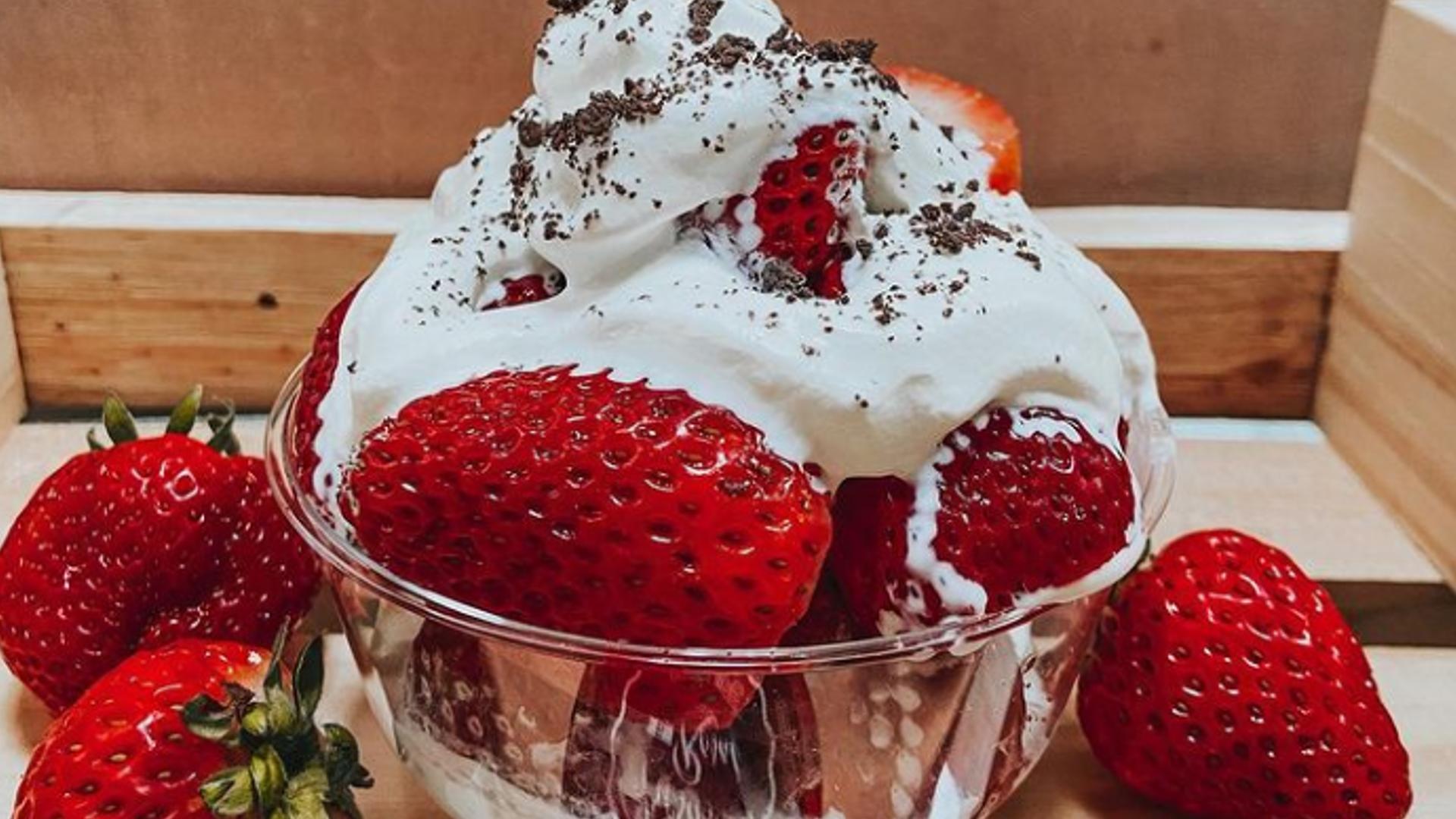 Dónde encontrar las mejores mogollas, garullas y fresas con crema en ...