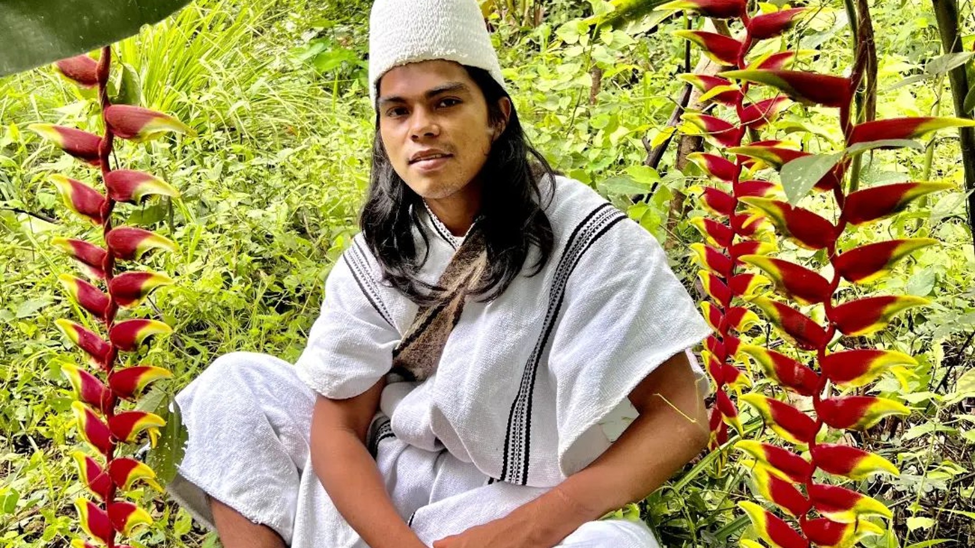 Gunarey Maku: el indígena 'tiktoker' que difunde la cultura arhuaca en redes - Colombia Visible