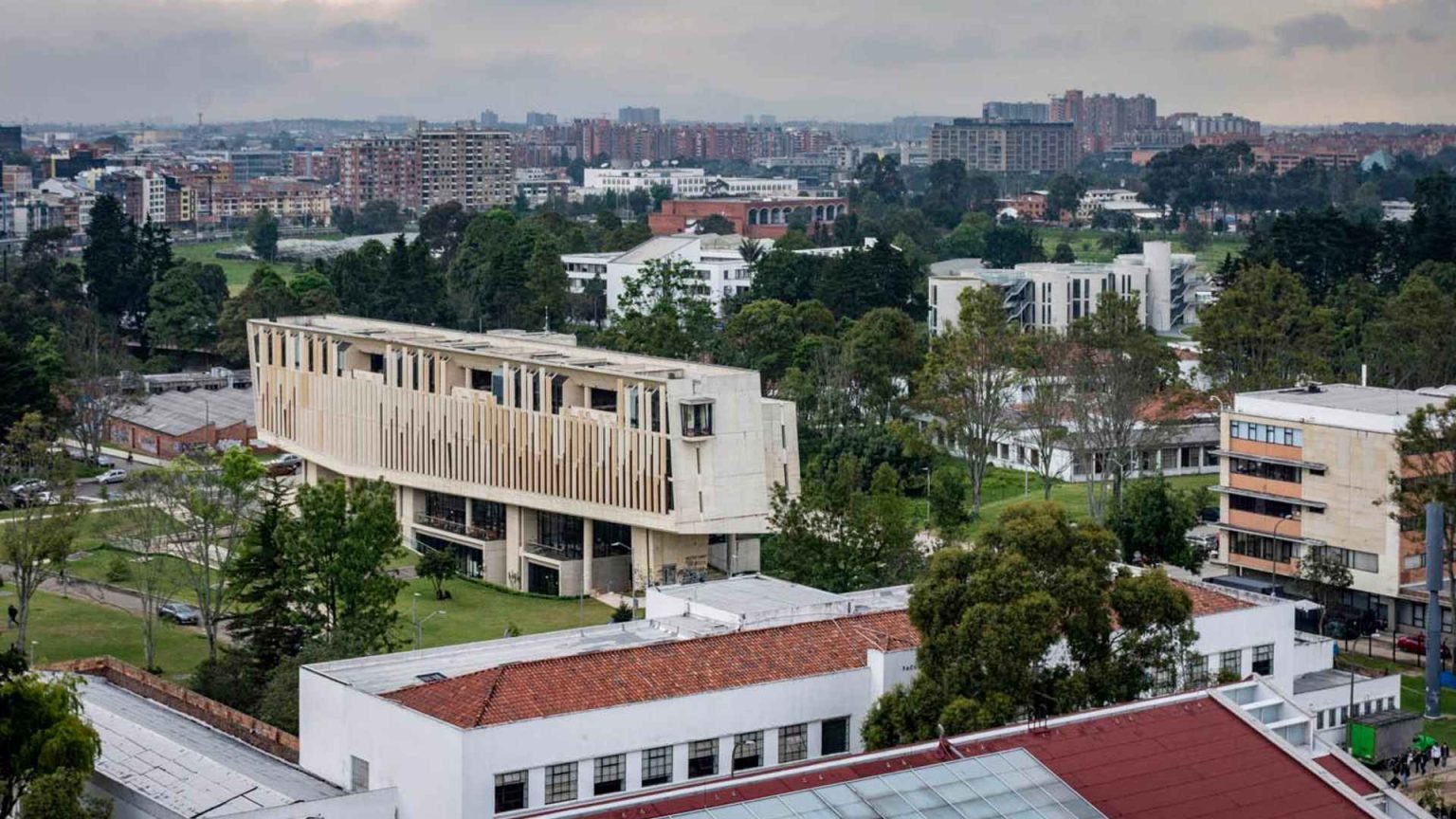 Seis de las diez mejores universidades de Colombia están fuera de ...