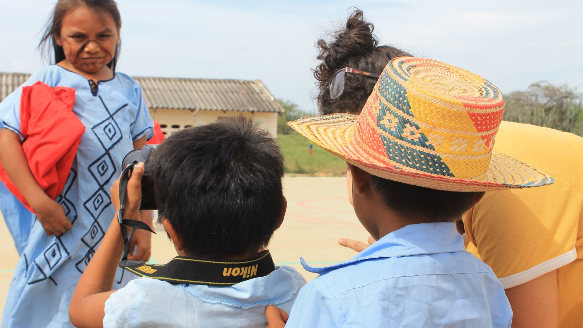 El colectivo que convirtió a los niños wayúu en los reporteros de sus ...