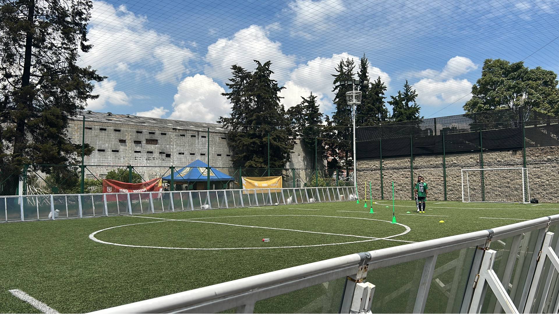 Más allá de los Paralímpicos: así se vive el fútbol para ciegos en ...